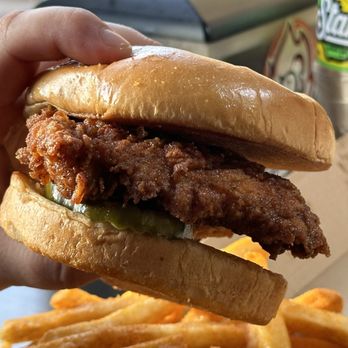 CHUCK’S HOT CHICKEN - Updated September 2025 - 58 Photos & 101 Reviews ...