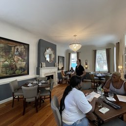 82 QUEEN - Updated August 2025 - 2058 Photos & 1730 Reviews - 82 Queen ...