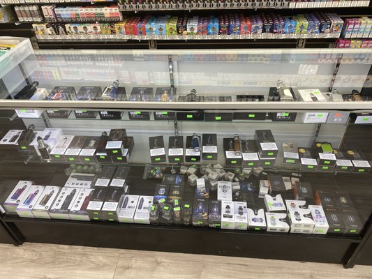 VAPE 411 AND SMOKE - Updated October 2025 - 90 Photos - 100 Frankfurt ...