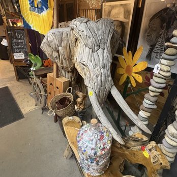 DEJA VU FURNITURE & MORE - Updated December 2025 - 48 Photos & 20 ...