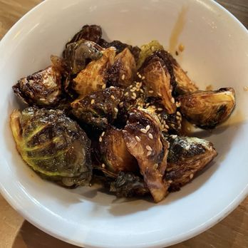 TIGER DEN - Updated October 2025 - 2105 Photos & 1375 Reviews - 9889 ...