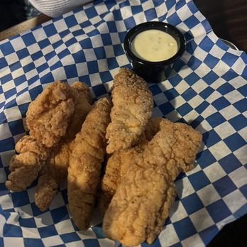 THE WOLF DEN BAR AND GRILL - Updated January 2026 - 90 Photos & 34 ...