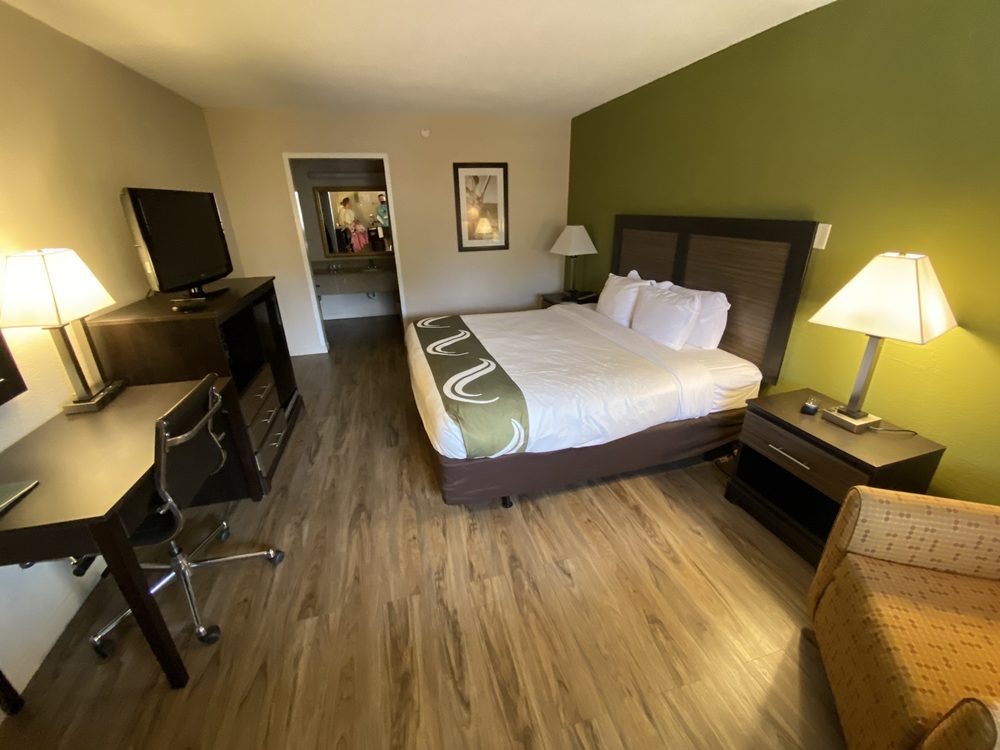 QUALITY INN BILOXI BEACH - Updated January 2026 - 61 Photos & 34 ...