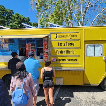 3 BROTHERS KITCHEN - Updated December 2025 - 194 Photos & 146 Reviews ...