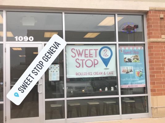 GENEVA COMMONS - 27 Photos & 23 Reviews - Shopping Centers - 602 ...