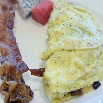 TREO KITCHEN & BAR - Updated December 2025 - 156 Photos & 54 Reviews ...