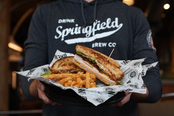 SPRINGFIELD BREWING COMPANY - 252 Photos & 348 Reviews - American ...