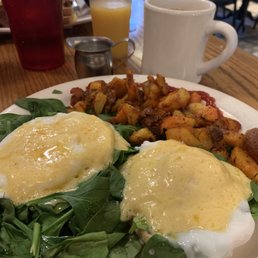 STRAWBERRY PLACE - 477 Photos & 652 Reviews - 72 S Broadway, Nyack, New ...