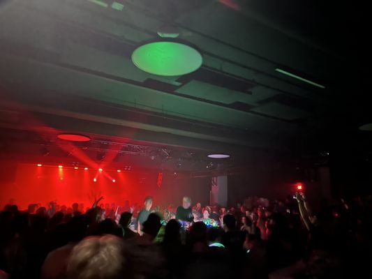 INTERSECTION LOUNGE - Updated March 2025 - 61 Photos & 70 Reviews - 133 ...