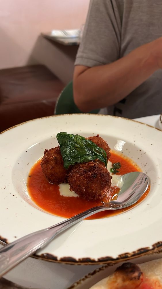 MOLO - Updated May 2025 - 271 Photos & 181 Reviews - 251 Shipyard Way ...