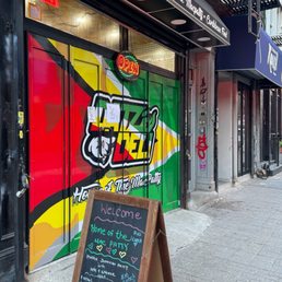 DATZ DELI - Updated May 2025 - 121 Photos & 40 Reviews - 69 Clinton St ...