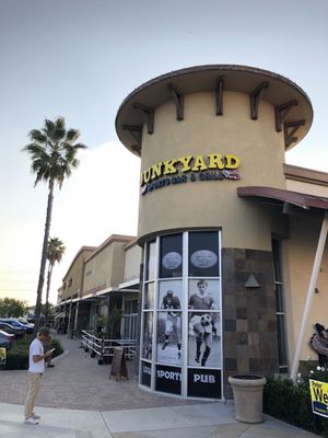 JUNKYARD GRILL & SPORTS BAR - 139 Photos & 244 Reviews - 3613 Ocean ...
