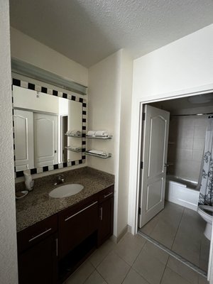 RESIDENCE INN EAST RUTHERFORD MEADOWLANDS - Updated August 2025 - 76 ...