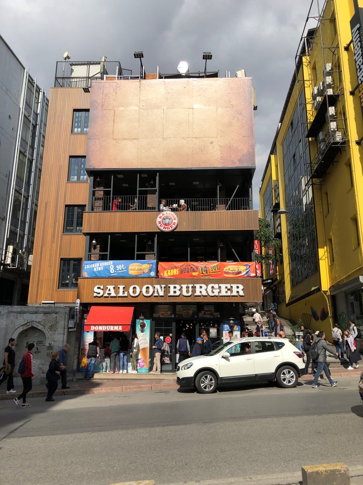 SALOON BURGER - Updated October 2024 - Osmanağa Mah., İstanbul, Turkey ...