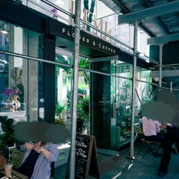 REMI43 FLOWER & COFFEE - Updated July 2025 - 419 Photos & 190 Reviews ...