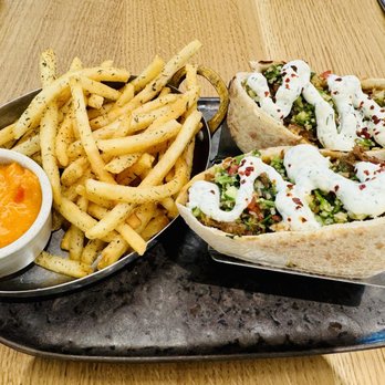 PREDALINA - Updated December 2024 - 737 Photos & 261 Reviews - 1001 E ...