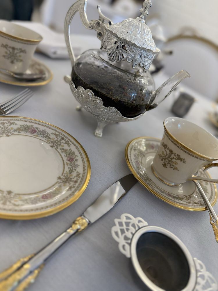 CELESTE - Updated December 2025 - 170 Photos & 49 Reviews - 520 Main St ...