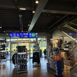 TOPGOLF - Updated October 2025 - 56 Photos & 60 Reviews - 3450 S ...
