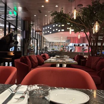 THE LYMBAR - Updated April 2025 - 351 Photos & 92 Reviews - 4201 Main ...