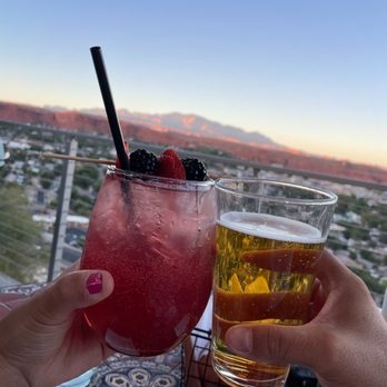 CLIFFSIDE RESTAURANT - 851 Photos & 819 Reviews - 511 S Tech Ridge Dr ...