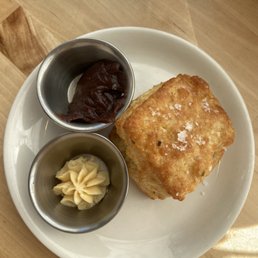 JUNEBERRY TABLE - Updated September 2024 - 227 Photos & 133 Reviews ...