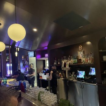 BINA’S - Updated September 2024 - 54 Photos & 17 Reviews - 1404 Quincy ...