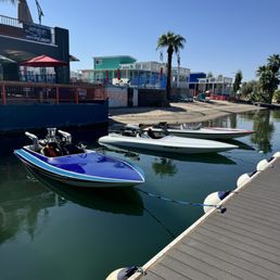 ROADRUNNER RESORT FLOATING DOCK BAR - Updated September 2025 - 83 ...