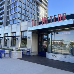 THE METEOR - Updated July 2025 - 93 Photos & 37 Reviews - 1950 Hi Line ...