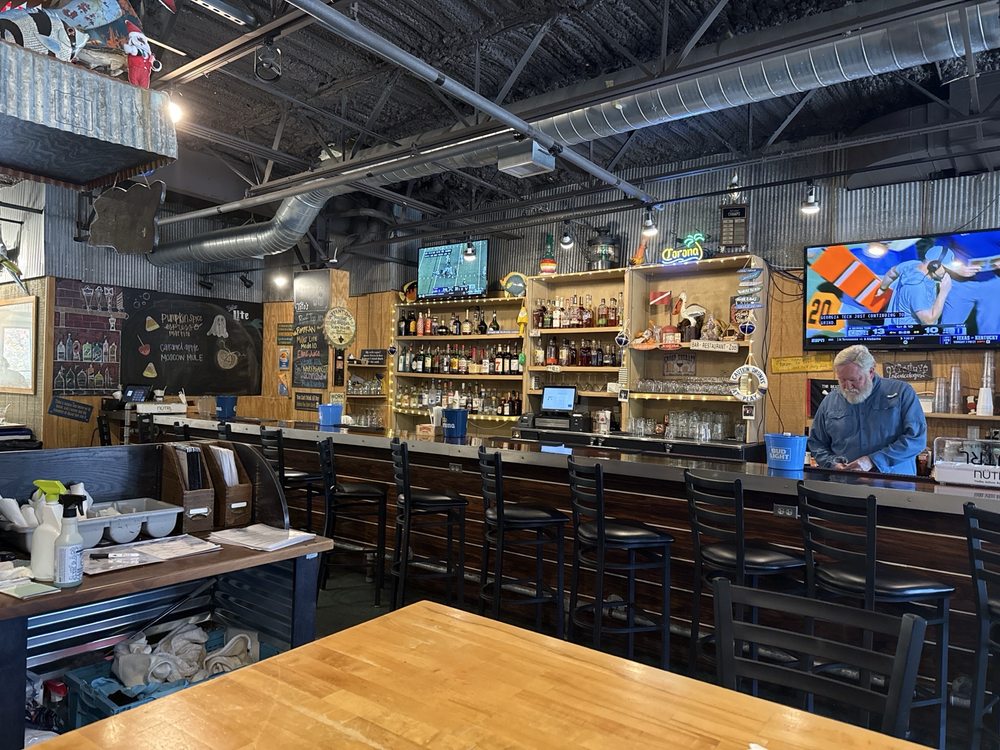 THE REEF TOP BAR - Updated June 2026 - 7251 Beechmont Ave, Cincinnati ...