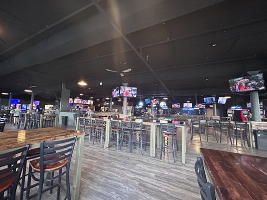 THE LOFT - Updated December 2025 - 52 Photos & 11 Reviews - 308 Demers ...