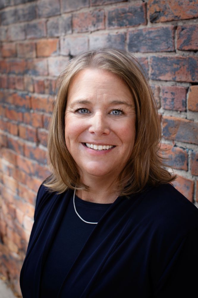 BROOK SEELEY - GUILD MORTGAGE - Request Information - 1114 N 1st St ...