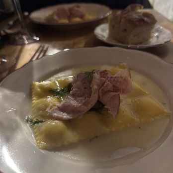 SCAMPI - Updated January 2026 - 41 Photos & 10 Reviews - 617 S 3rd St ...