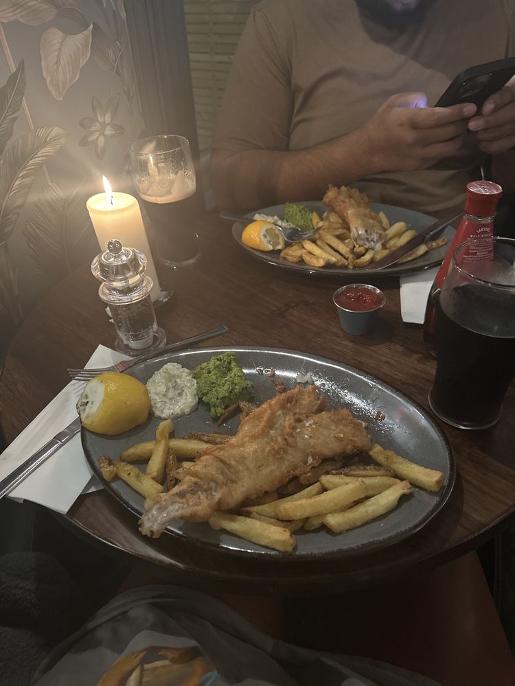 PRIORY TAVERN - Updated March 2025 - 12 Photos & 17 Reviews - 250 ...