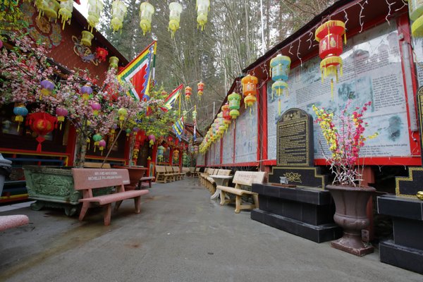 KSITIGARBHA TEMPLE CHUA DIA TANG - Updated January 2025 - 192 Photos ...