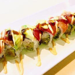 FAT FISH SUSHI - Updated December 2025 - 639 Photos & 411 Reviews ...