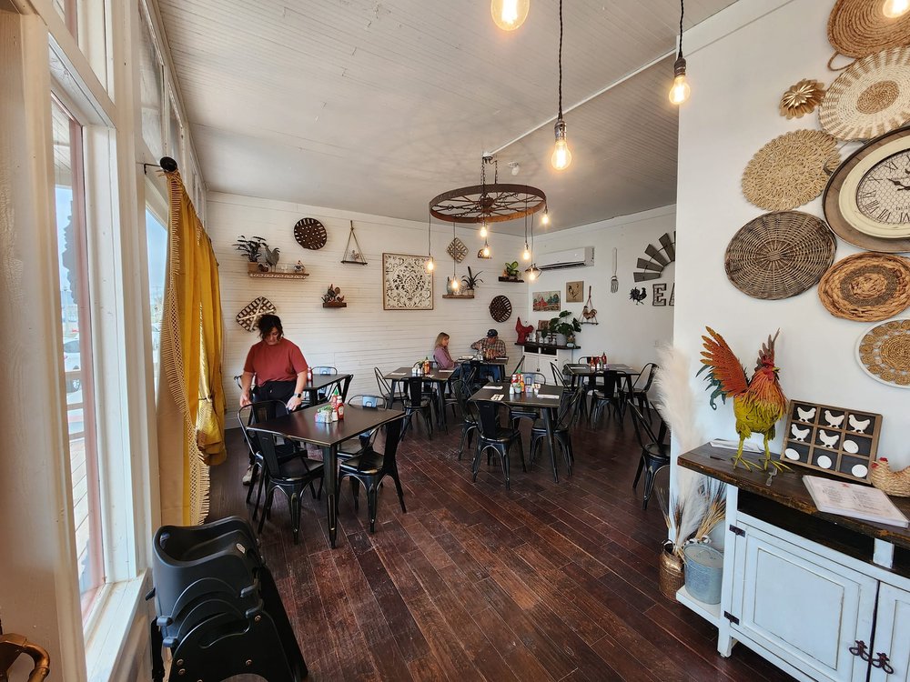 Rowdy Rooster, Marthasville | Roadtrippers