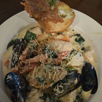 LE RENDEZ-VOUS CAFE - Updated November 2024 - 860 Photos & 777 Reviews ...