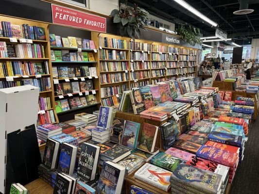 BOOKSHOP SANTA CRUZ - Updated December 2025 - 266 Photos & 418 Reviews ...