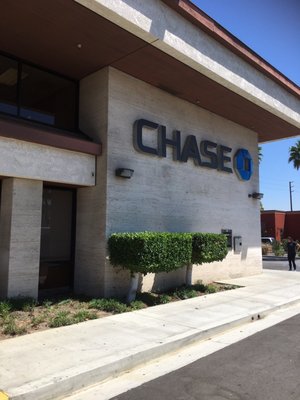 CHASE BANK - Updated August 2025 - 11 Photos & 52 Reviews - 1300 W ...