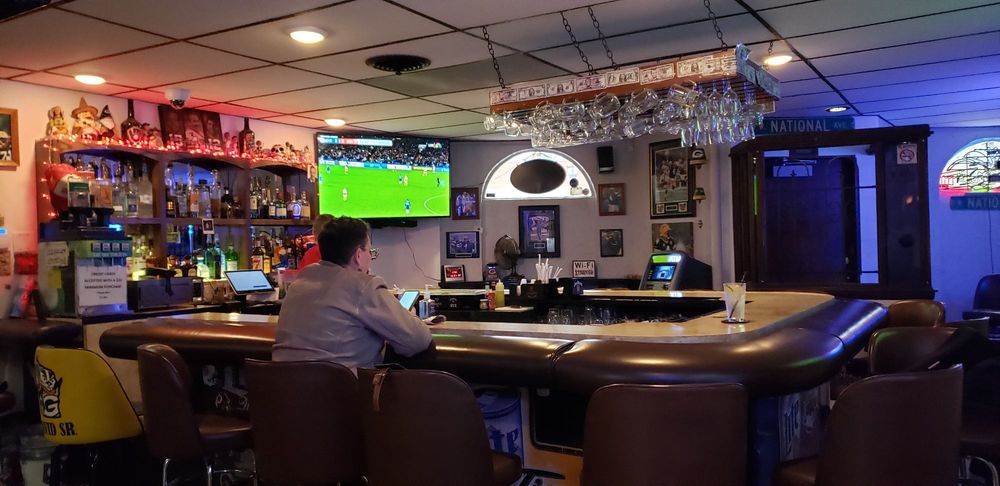Z’S BAR - Updated October 2025 - 6309 W National Ave, West Allis ...