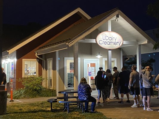 UDAIRY CREAMERY - Updated July 2024 - 189 Photos & 220 Reviews - 535 S ...