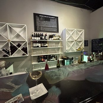 THE SIP ROOM - Updated December 2025 - 68 Photos & 20 Reviews - 106 Hay ...