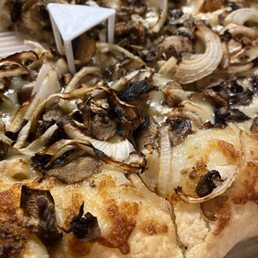 OLD TOWN PIZZA - Updated January 2026 - 644 Photos & 592 Reviews - 599 ...