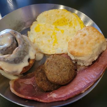 DEAN’S RESTAURANT & BAKERY - Updated December 2025 - 156 Photos & 191 ...