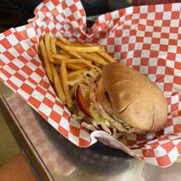 KNOCKOUT BURGER - Updated October 2025 - 123 Photos & 457 Reviews ...