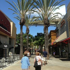 THE OUTLETS AT ORANGE - 699 Photos & 789 Reviews - Shopping Centers ...