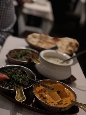 LE TAJ - Updated July 2024 - 239 Photos & 307 Reviews - 2077 Rue ...
