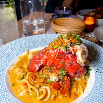 ELIA - Updated July 2024 - 1043 Photos & 395 Reviews - 1520 Locust St ...