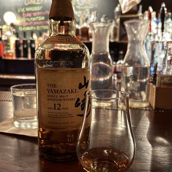 CAPTAIN FOXHEART’S BAD NEWS BAR & SPIRIT LODGE - 220 Photos & 293 ...