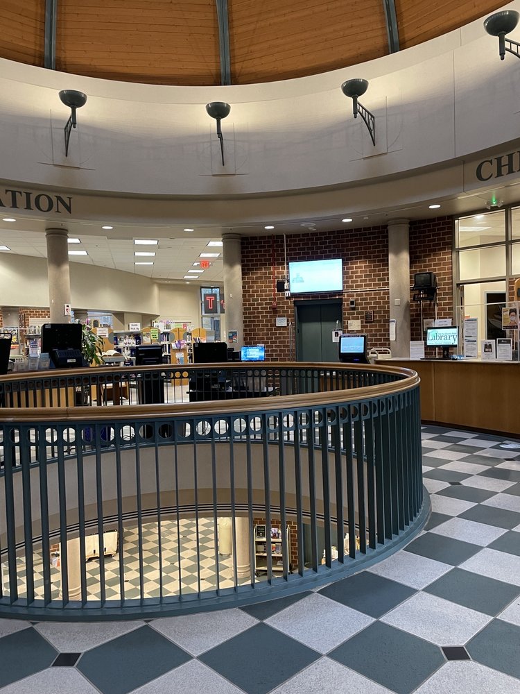 HERNDON FORTNIGHTLY LIBRARY - Updated October 2025 - 20 Photos & 21 Reviews - 768 Center St ...